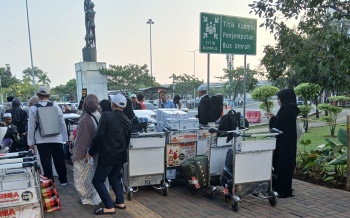Angkasa Pura dan Bea Cukai Perlancar Proses Kepulangan Jemaah Haji, Dibebaskan Pajak Barang Impor