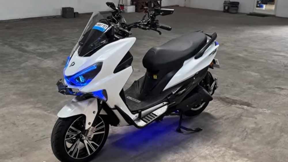 Modifikasi Polytron Fox-R Milik YouTuber Ini Jadi Sorotan, Dari Shock ...